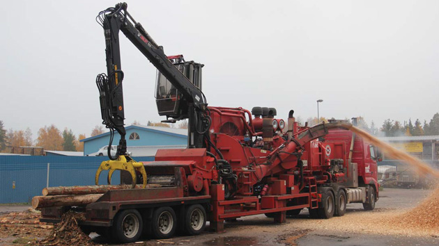 Effekter på bränsleförbrukning, prestation och fliskvalitet av klenträd ...