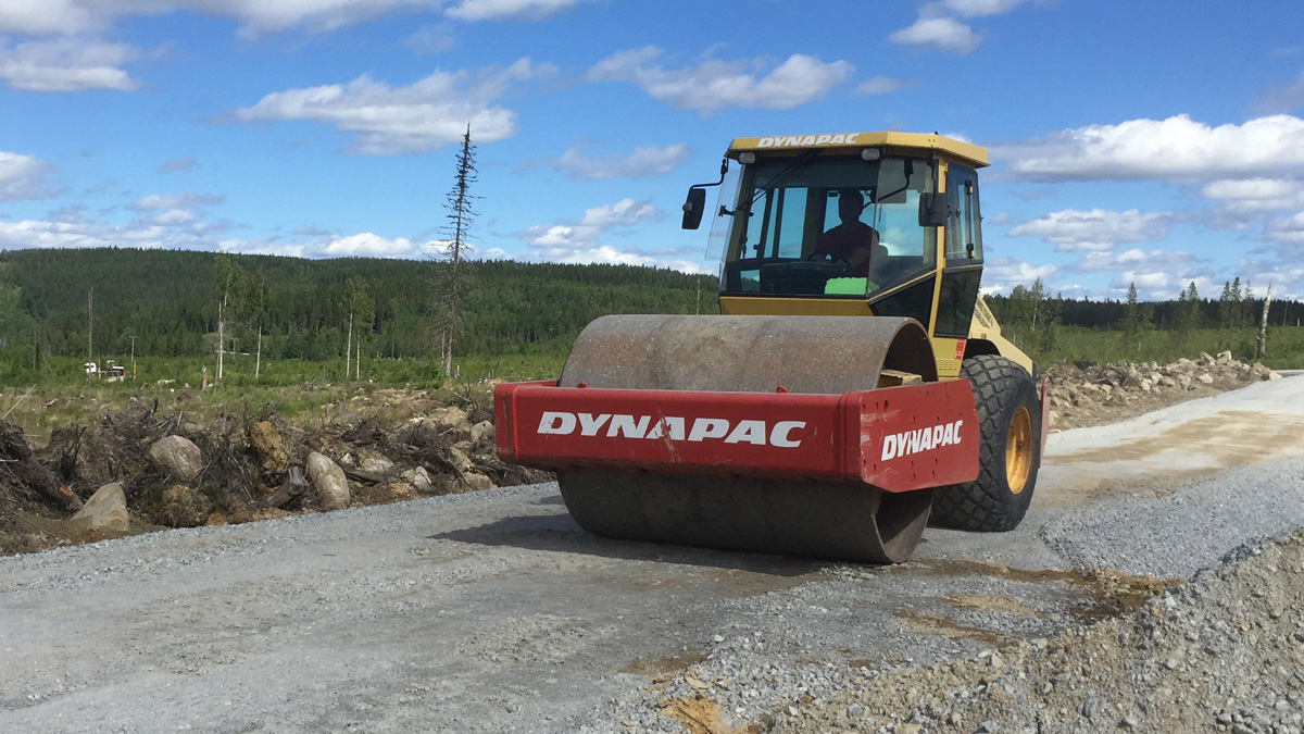 Jämförelse av metoder för packning av skogsbilvägar - Skogforsk